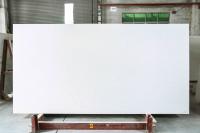 China 8mm Translucent Classic Artificial Quartz Countertop in White - 3200x1600mm Slab with Multiple Thickness Options for sale