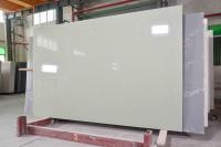 China Polished Artificial Quartz Slab 3200x1600mm Green Color Kitchen Countertop with 6.5 Mohs Hardness for sale