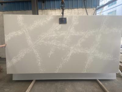China Kitchen Calacatta White Quartz Stone Slab Ice Crack Pattern NSF SGS Certified for sale