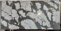 China Beige Quartz Countertops 2.45g/cm³ Density in 3000x1400mm to 3200x1800mm Sizes for Bathroom Vanity Tops for sale