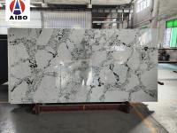 China Non Porous Calacatta Quartz Stone Slab For Bench Top Decoration for sale