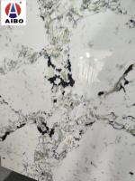 China Non Porous Calacatta Quartz Stone Slab For Bench Top Decoration for sale