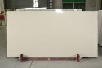 China Carrara Yellow Quartz Slab 93% Quartz 7% Resin Mohs Hardness 6.5 for Kitchen Countertop for sale