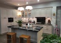 China Durable Engineered Black Quartz Stone Countertops 93% Quartz Content with UV Cutting Edge Finish for sale