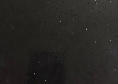 China Black Engineered Quartz Stone with 6.5 Mohs Hardness and Anti-Fade Brushed Finish in 3200x1800mm Slabs for sale