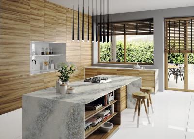 China Anti Slip White Mirror Quartz Floor Tiles 12mm-20mm Thickness with 7.0 Mohs Hardness for Living Rooms for sale