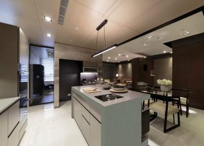 China Light Grey Quartz Floor Tiles 12-30mm Thickness | Scratch Resistant Stone Flooring 600x600mm & 800x800mm Sizes for sale
