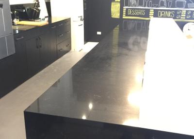 China Honed Finish Quartz Countertops 6.5 Mohs Hardness 3200x1800mm NSF Certified Kitchen Surfaces for sale