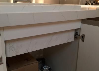 China Artificial Quartz Stone Countertops 3200x1800mm with 6.5 Mohs Hardness in Honed or Polished Finish for sale