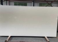 China Engineered Carrara Quartz White Beige Marble Style Artificial Stone Slabs with Good quality for sale