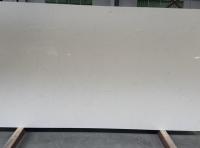China Engineered Carrara Quartz White Beige Marble Style Artificial Stone Slabs with Good quality for sale