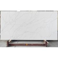 China Crack Patterned Calacatta Quartz Wall Panel 30mm Thickness for Commercial Use for sale