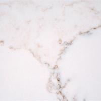 China White Calacatta Quartz Slab 3200x1800mm Gold Veins 2.2g/cm2 for Kitchen Island for sale