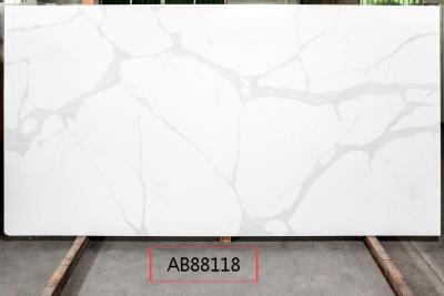 China Polished White Calacata Quartz Stone Slab For Kitchen Worktops 3200*1600mm for sale
