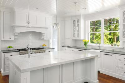 China High Glass White Calacatta Quartz Stone Countertops - NSF SGS Certified, 12-30mm Thickness, 3200×1600mm Slabs for sale