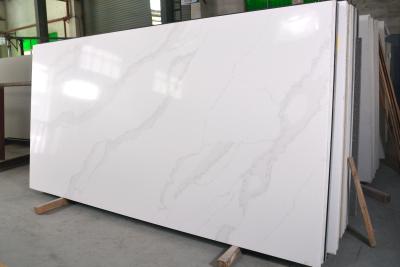 China Light White Calacatta Artificial Quartz Stone Slab 15mm 20mm 30mm Thickness for Countertops and Benchtops for sale
