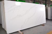 China Light White Calacatta Artificial Quartz Stone Slab 15mm 20mm 30mm Thickness for Countertops and Benchtops for sale