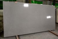 China Grey Carrara Artificial Quartz Kitchen Countertop 3200x1600x20mm with 6.5 Mohs Hardness for sale