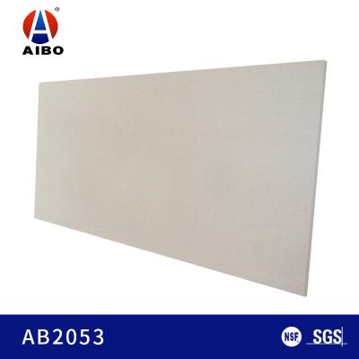 China Washable 20mm Thick Light Beige Recycled Glass Quartz Countertop Slab 3200x1800mm for sale