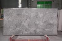 China 15mm Calacatta Artificial Quartz Stone for Kitchen Countertops in 3000x1400mm to 3200x1800mm Sizes for sale