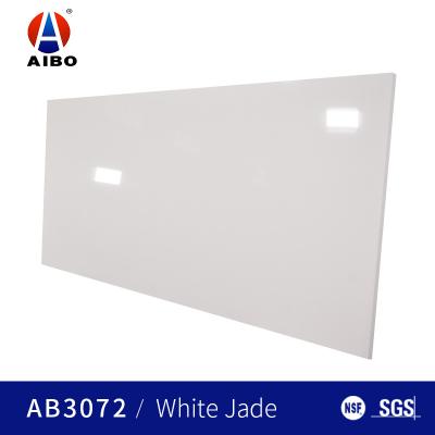 China 15mm Creamy White Quartz Stone 2.2g/cm3 Indoor Floor Tile Engineered Stone for sale