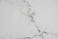 China Calacatta Artificial Quartz Stone 10mm Thickness for Kitchen Countertop Stone for sale