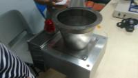China Automatic Metal Separation Equipment Vertical Free Fall Type For Food Industrial for sale