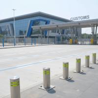 China Automatic Rising Bollard 600mm Height 219mm Diameter Hydraulic Security Bollard for Access Control for sale