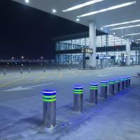 China 370W Hydraulic Rising Bollard 219mm Diameter 600mm Height Automatic Security Barrier for sale