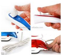 China Durable Aluminum Soleplate Travel Steam Iron 800W Dual Voltage with Foldable Handle Design 19x9.5x9.9cm for sale