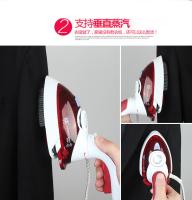 China GS Certified LM-688A Double Voltage Travel Steam Iron 100-240V 800W with Stainless Steel Soleplate for sale