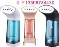 China 2022 Portable Handheld Garment Steamer with 20-Second Heat-Up, 150ml Tank & 600g Lightweight Design for No-Support Ironing for sale