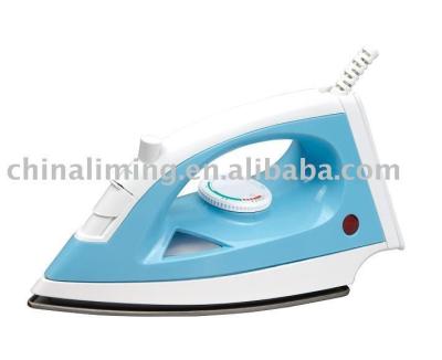 China LM-788 Dual Voltage Steam Iron 110-127V/220-240V with 20g/min Continuous Steam Output for sale