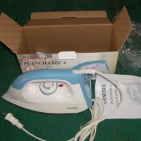China LM-208 Dual Voltage Dry Iron 110-127V/220-240V for Professional Wardrobe and Textile Care for sale