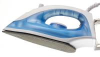 China LM-303 Professional Steam Iron 1600W 200ml Water Tank with Overheating Protection for Commercial and Household Use for sale