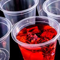 China Thick Smoothie PP Plastic Cups Reusable Lid Disposable Drinks Juices Bubble Tea for sale