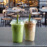 China 12oz 16oz 20oz PET Plastic Cups With Lids and Straw for Matcha Milkshake for sale