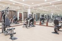 China High Definition Frameless Wall Mirror Large Wall Mirror For Yoga Room for sale