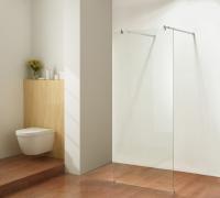 China 8mm 600x2000mm Pivot Bath Screen with 6mm Tempered Safety Glass and Anti-Limescale Coating for sale
