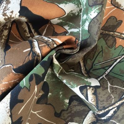 China TC Twill Camouflage Fabric 21x21 Yarn 195 GSM Custom Printed Design for Hunting Coats for sale