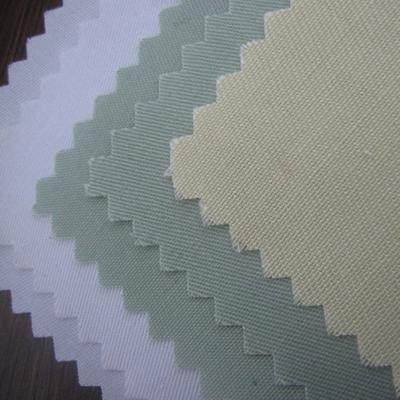 China Plain Dyed CVC Uniform Fabric 60% Cotton 40% Polyester - Medium Weight OEKO-TEX Certified Textile for sale