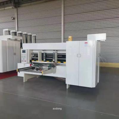 China ISO9001 Semi Automatic Box Stitching Machine With Touch Screen Adjusting for sale