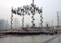 China Bolt Aluminum Square Truss Four Way Corner 300x300 mm Fast Installation for sale