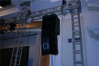 China Black Indoor Layer Speaker Truss Aluminum Loading LED System 300x300 mm for sale