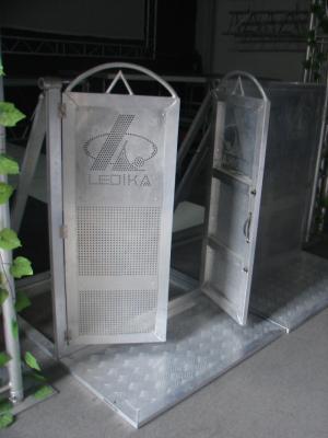 China Aluminum Crowd Control Barrier Security Fencing 2000N Horizontal force for sale