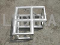 China Customized Aluminum Square Truss Segments Corners 2 Way Square Corner for sale
