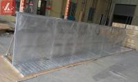 China Aluminum Alloy Crowd Control Barrier Silver Folding Fence For Big Show for sale