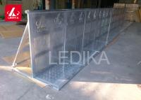 China Hot Selling High Performing Stable Aluminum Folding Crowd Control Gates for sale