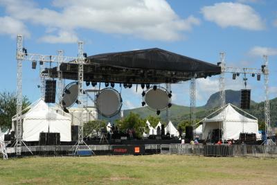 China Durable And Lightweight Aluminum Square Lighting Box Truss For Performance for sale
