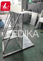 China Aluminum Oval Tube Folding Stage Crowd Safety Barriers Closed Or With Door for sale
